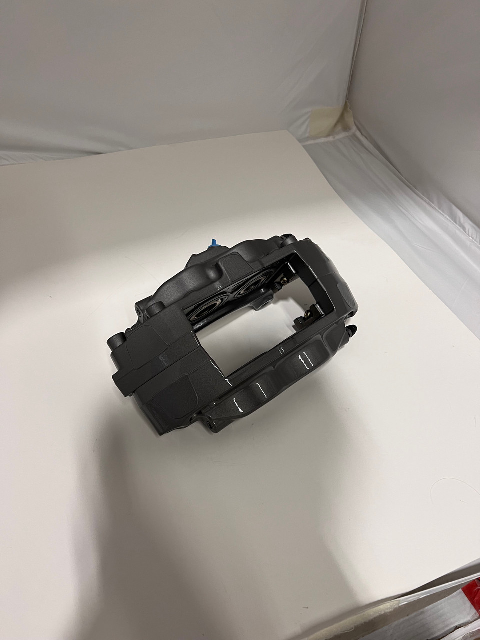 Brake Caliper Front Left - Genuine Volvo S60R V70R