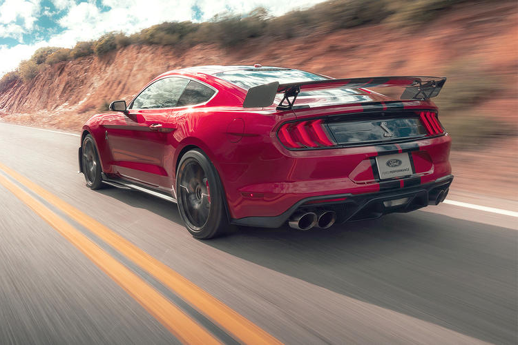 3 Surprising Differences Between American and European Vehicles ...