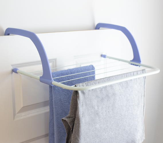 How To Dry Towels in your Dorm Room - Over The Door Clothes Drying Rack ...