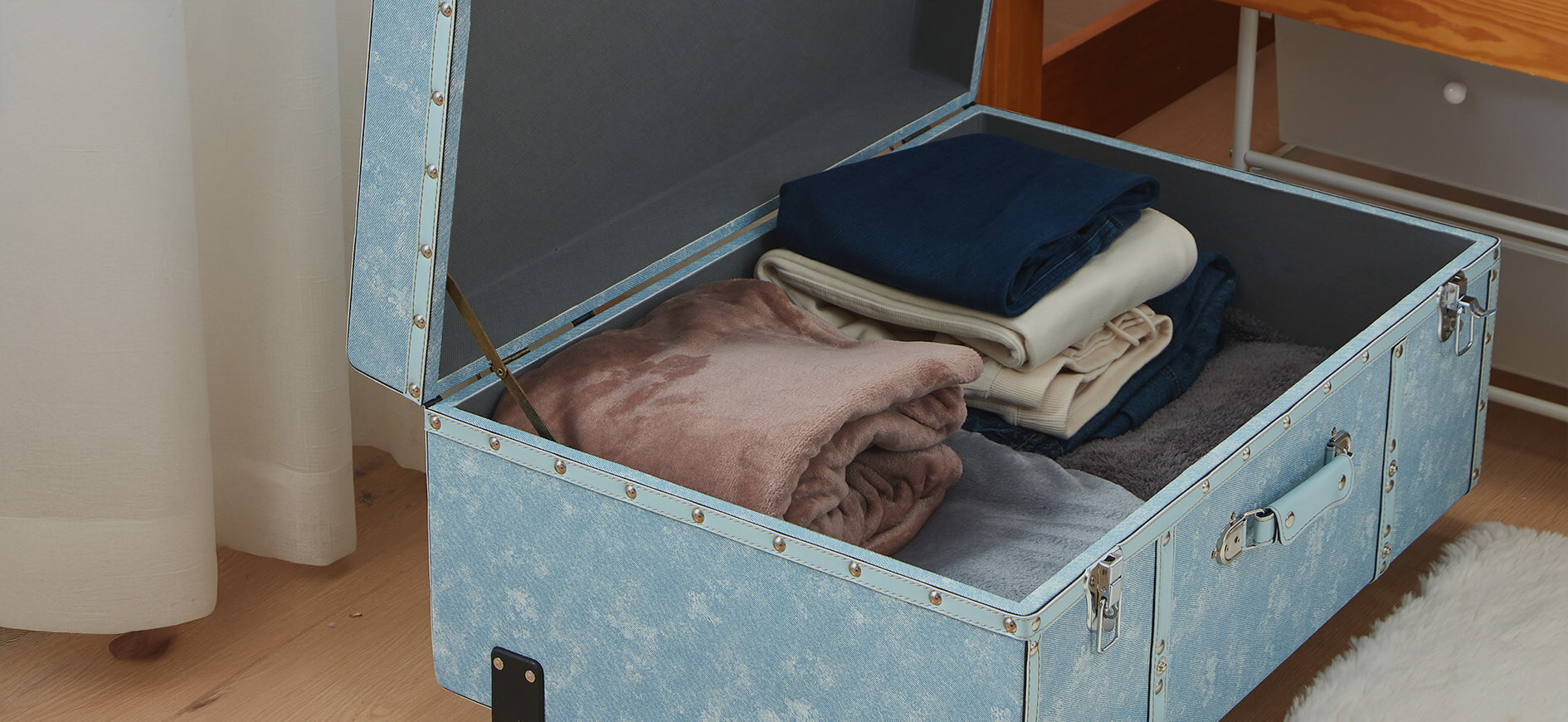 DormCo. | College Dorm Supplies, Dorm Bedding, College Comforters ...