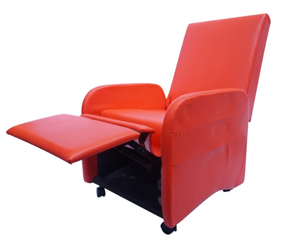 The College Recliner - Crimson