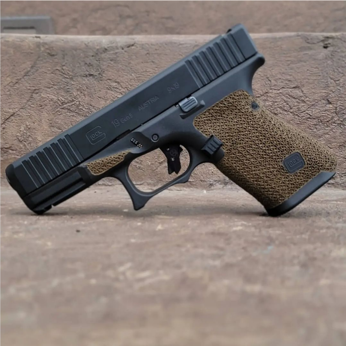 Glock Stippling and Cerakote Custom Glock Framework by IDG Stippling