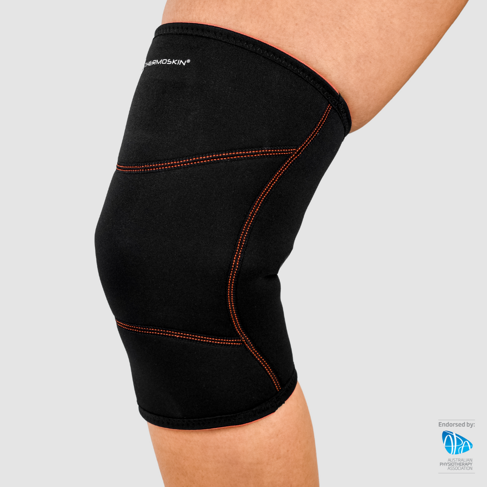 Shop Thermal Knee Support Black Medium by Thermoskin