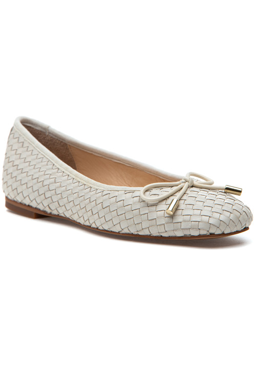 275 Central Irene Flat Crema Leather