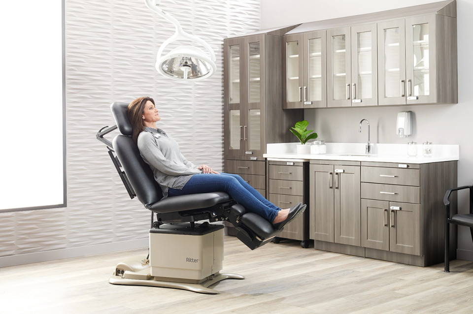 Midmark 230 Ritter Procedure Chair | Exam Tables Direct