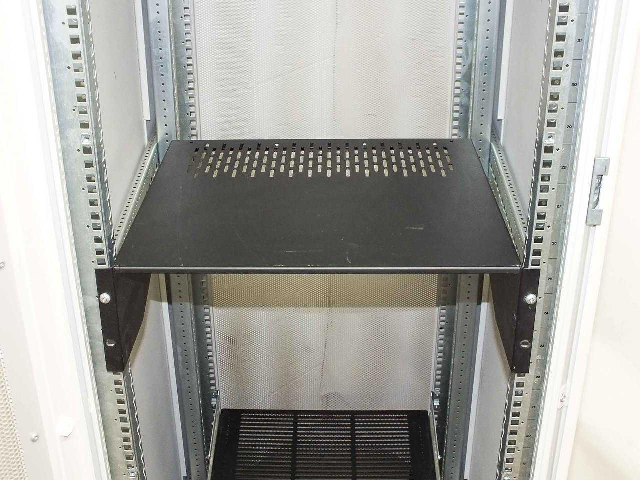 Compaq 9000 42U Server Rackmount Enclosure Cabinet on Wheels with Doors