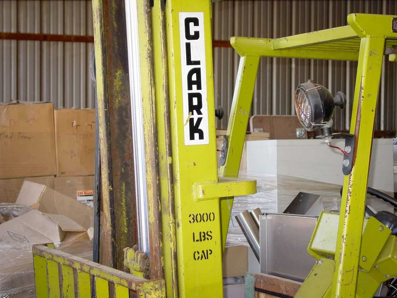 Clark TW-25 2500 LBS Electric Forklift with 24 VDC Battery Charger - 3 ...