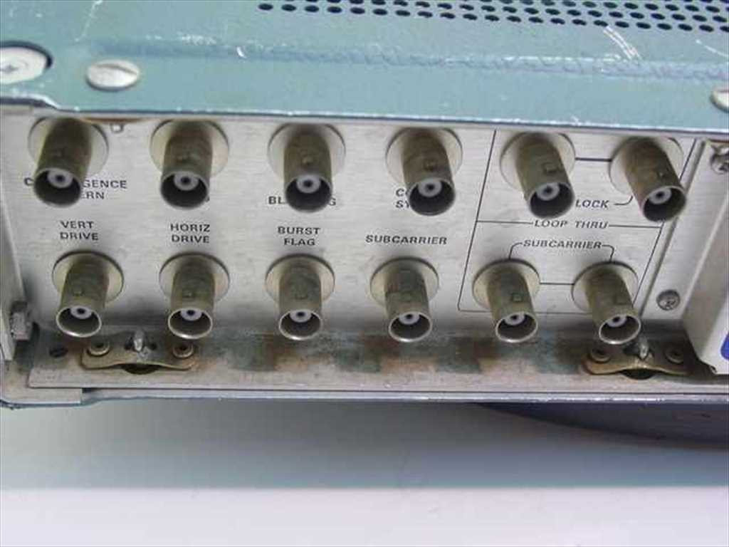 Tektronix 146 NTSC Test Signal Generator