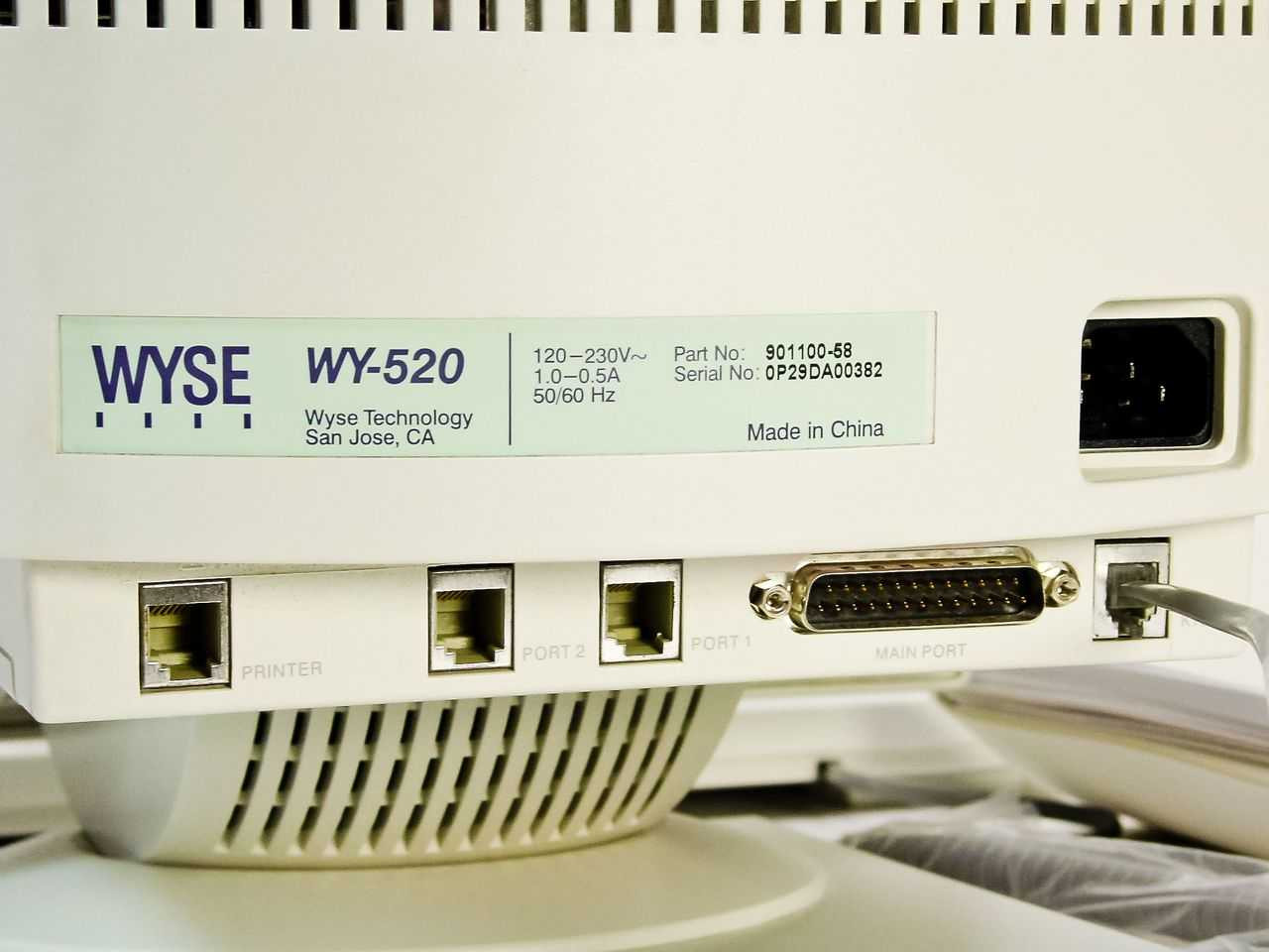 WYSE WY-520 Terminal with Keyboard - In Box