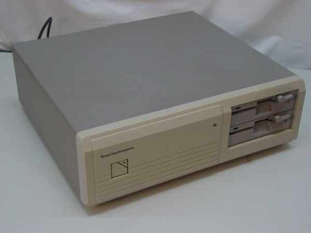 MultiTech MPF-PC/700 IBM XT Intel 8088 Compatible Desktop Computer