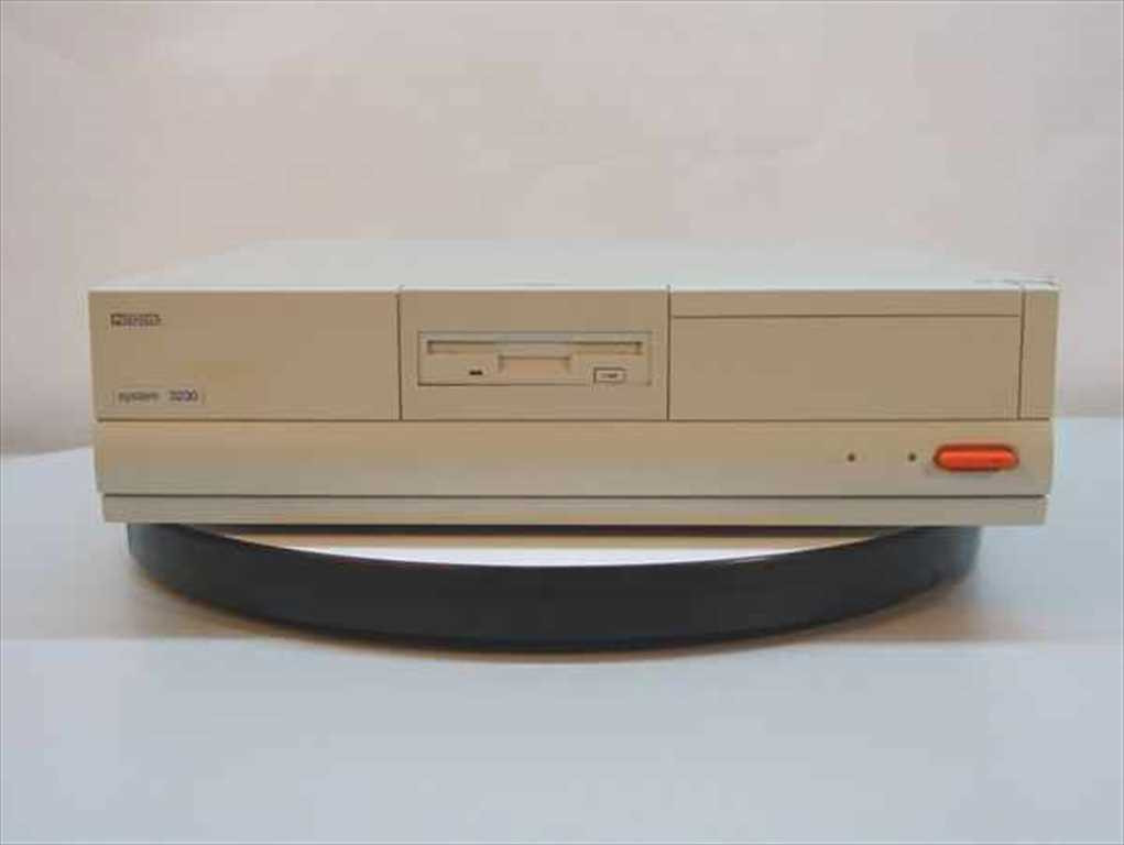 NCR 3230 486DX/33 Desktop Computer