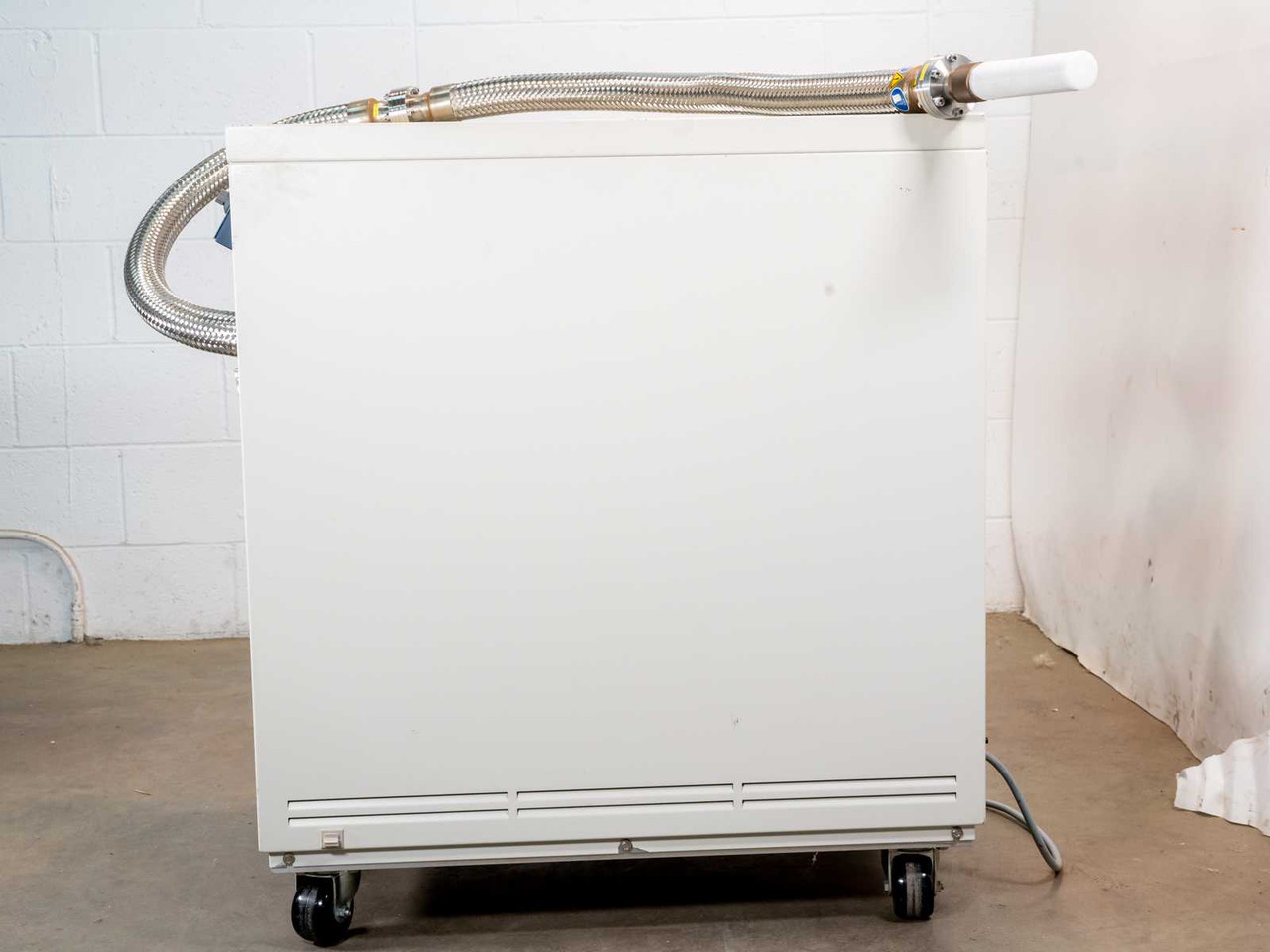 Bruker Cryo Platform Z49290 ECL 02 Cryo Cooling Unit 2m