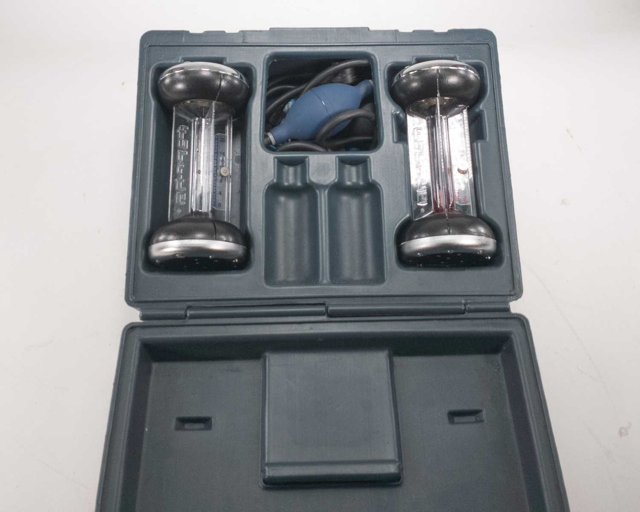 Bacharach 10-5011 Fyrite Gas Analyzer CO2 and O2 Indicators Combustion ...