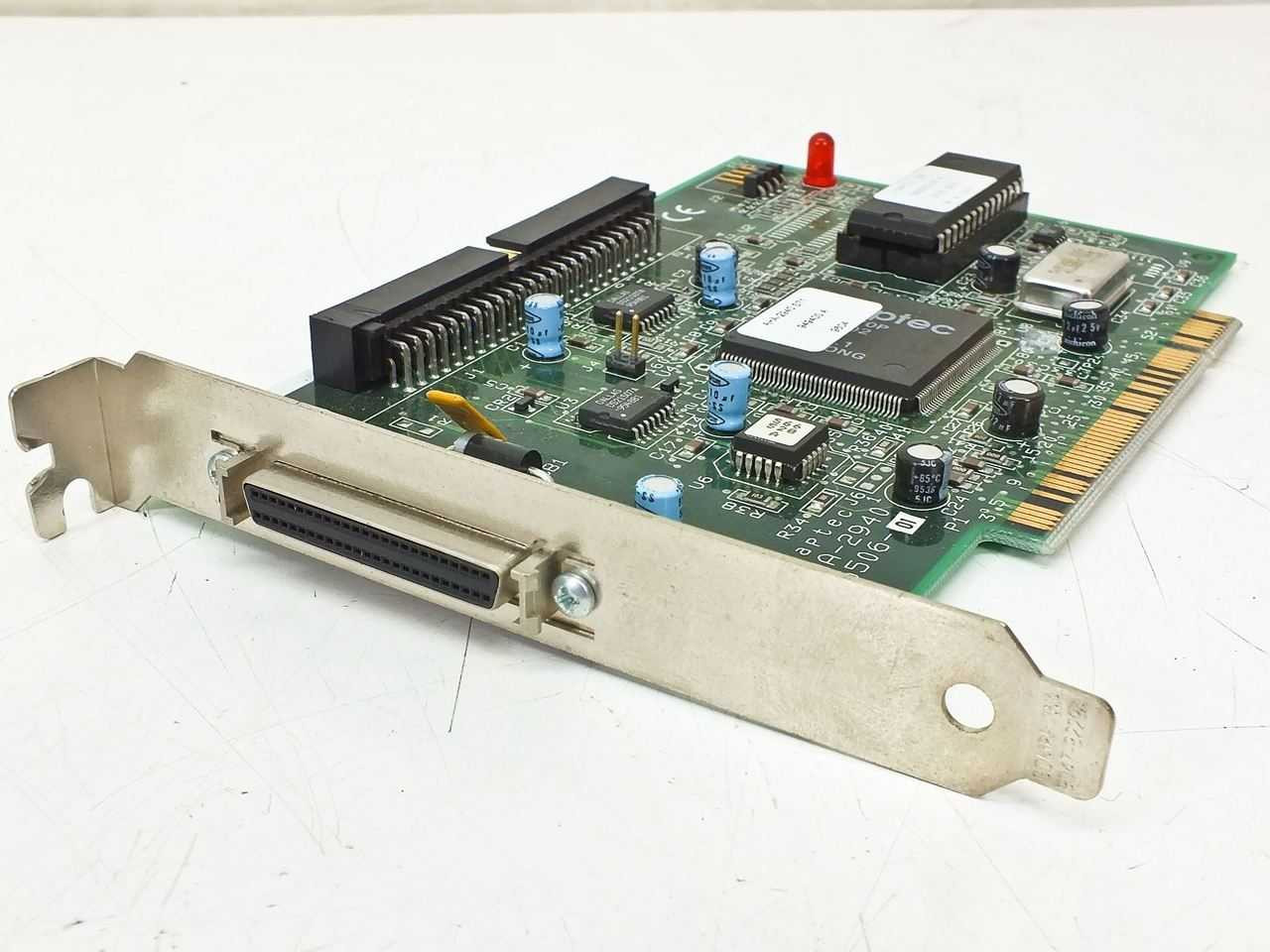 Adaptec Ultra Wide SCSI PCI Controller AHA-2940 S7