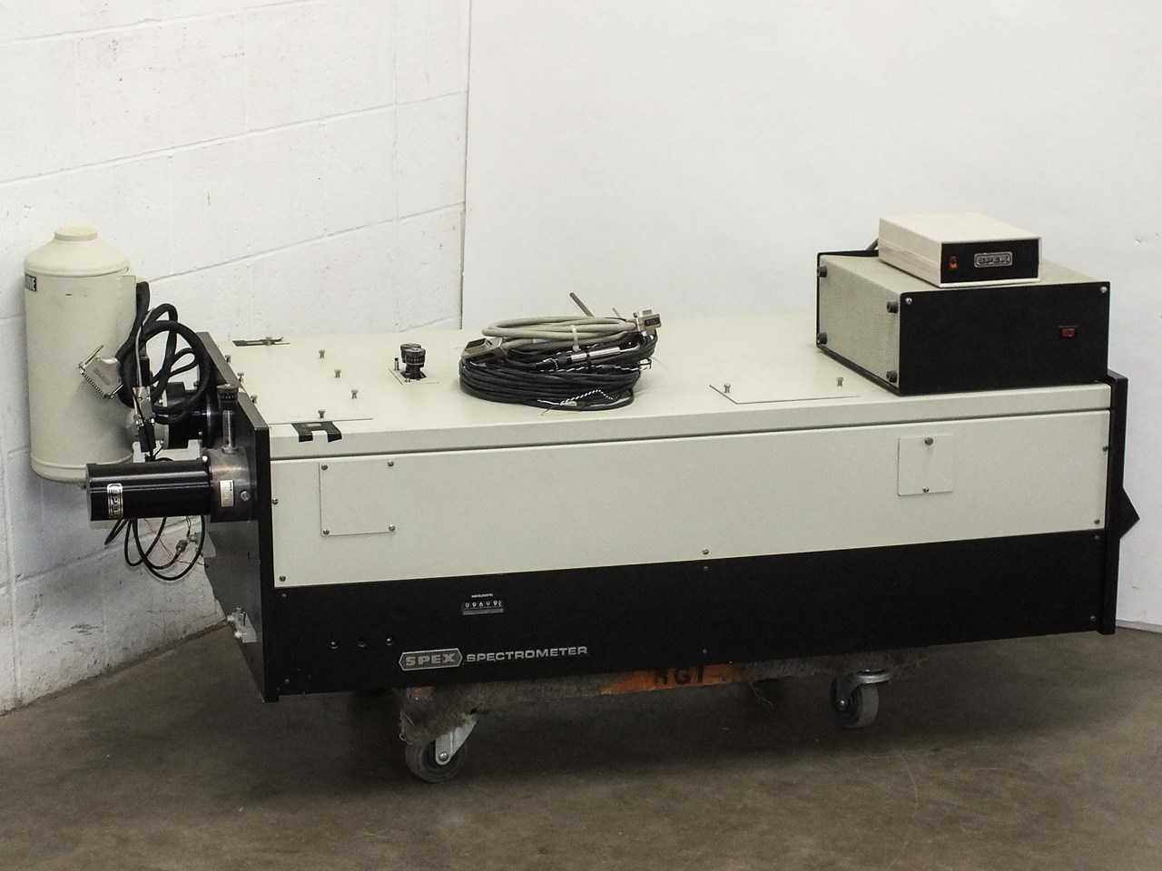 Spex Spectrometer with Monochromater Control Unit and Power Supply (1404)
