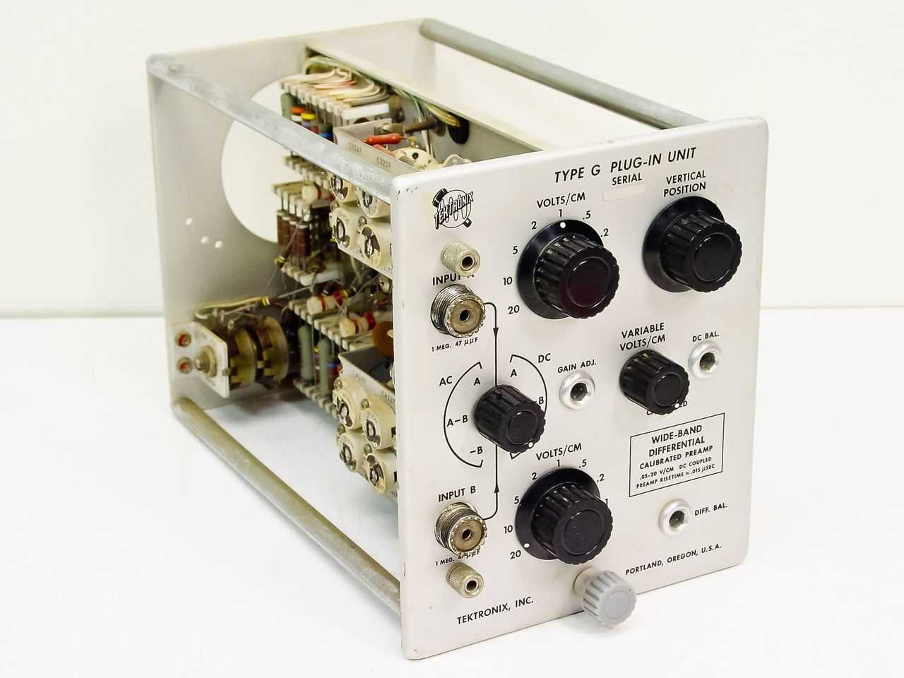 Tektronix Type G Wide-Band Differential Preamp