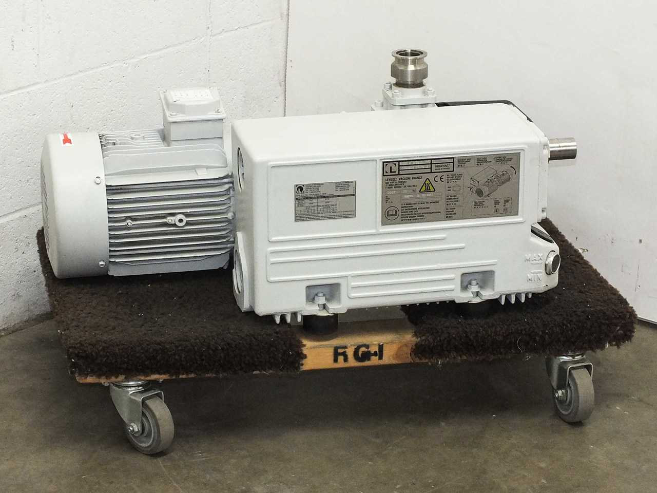Oerlikon Leybold SV100B SOGEVAC Rotary Vane Vacuum Pump 70 CFM