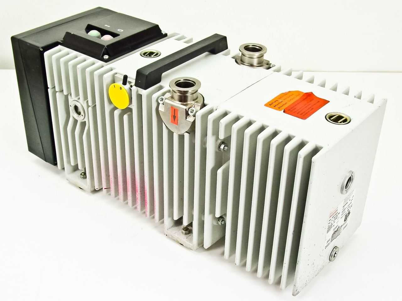 Balzers Pfeiffer DUO 016B Vacuum Pump