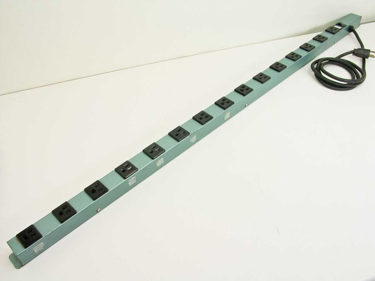 SL Waber Electric UL7415 - 6 Multiple Outlet Strip - 15A, 125V, 60Hz ...