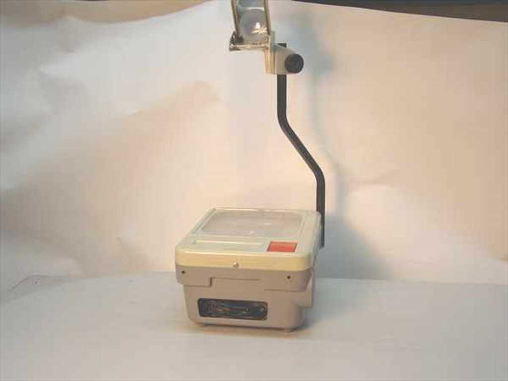 Elmo Elmo Overhead Projector - No Lamp (HP L-3550S)