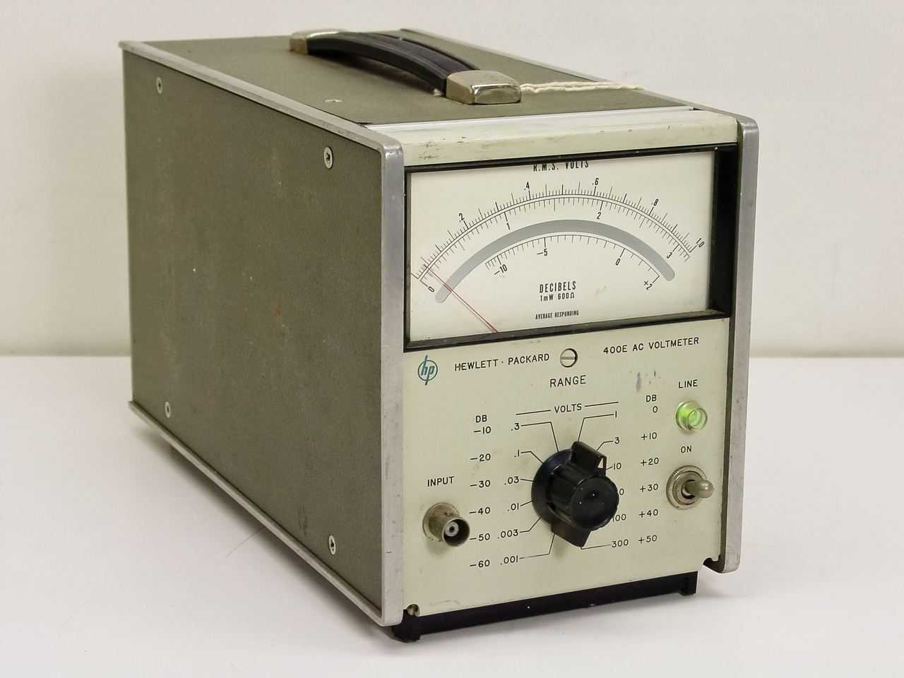 HP 400E USED AC Voltmeter - Complete As Is