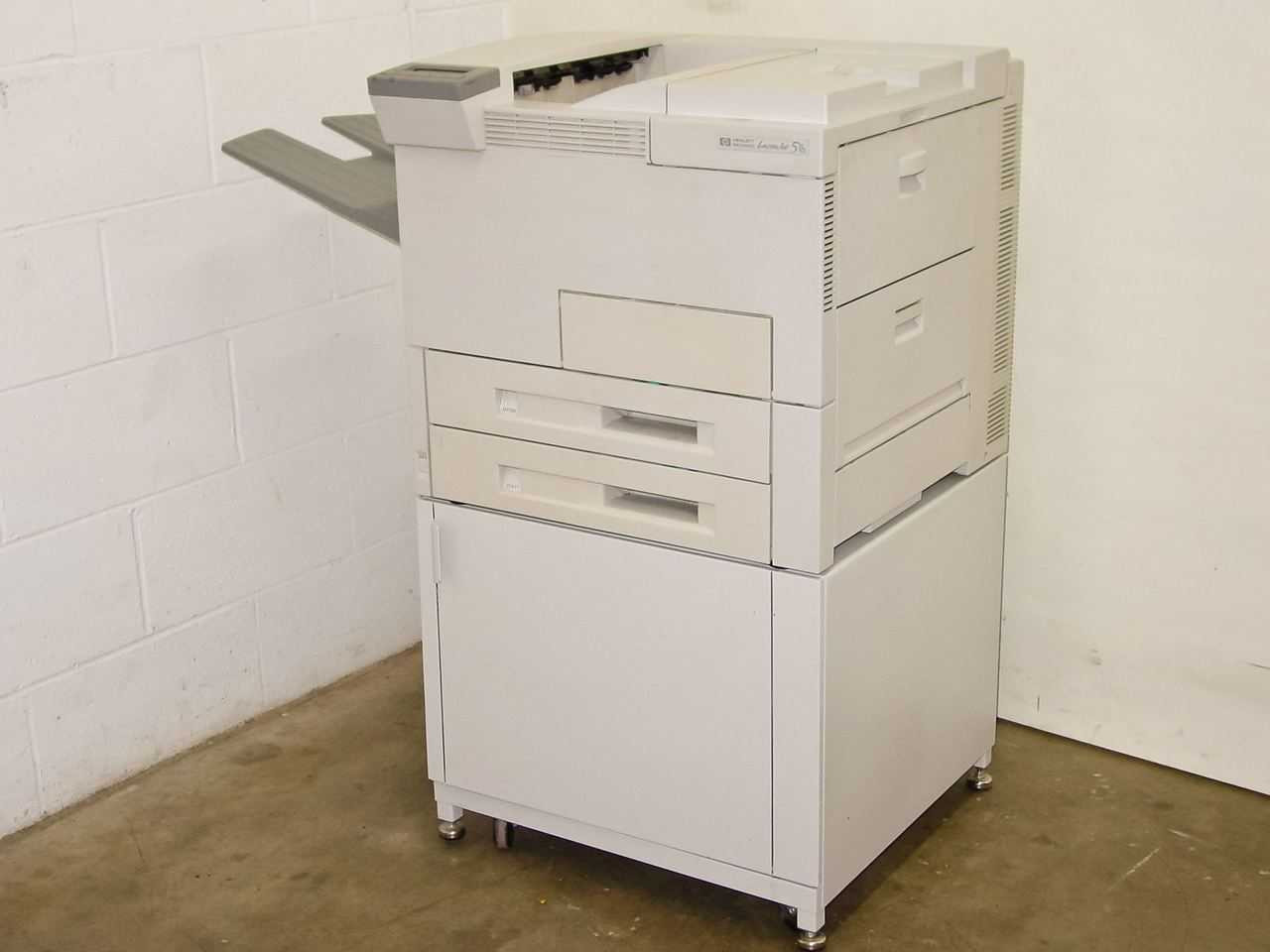 HP 5Si MX (C3167A) LaserJet Printer with HP Jetdirect