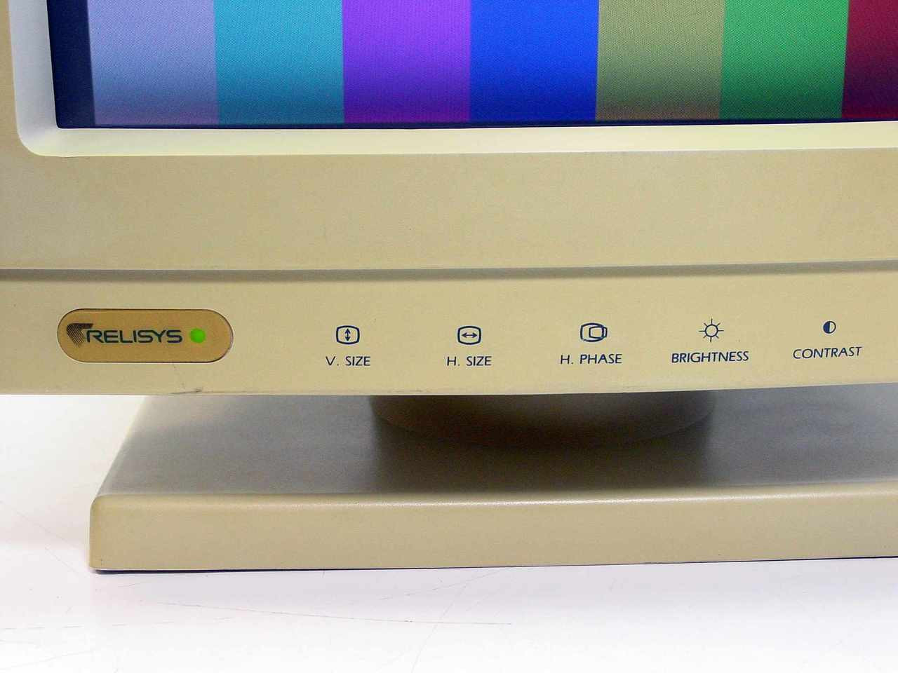 Relisys RE1420 14" CRT Monitor