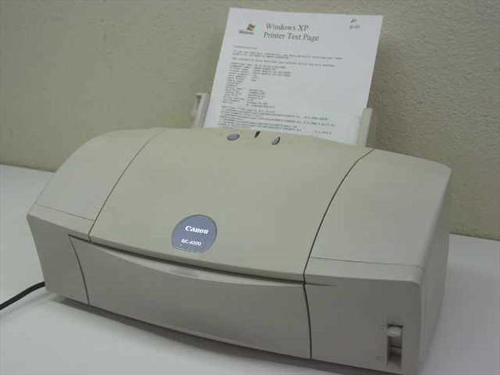 Canon BJC-8200 Bubble-Jet Printer - K30100