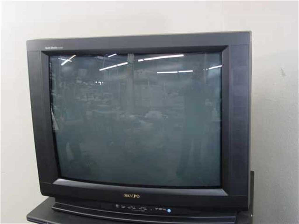 Sampo SME-32DL5 32" Multi-Media Monitor