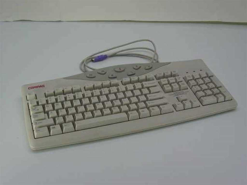 Compaq SK-2850 Keyboard Spare P/N 135510-001
