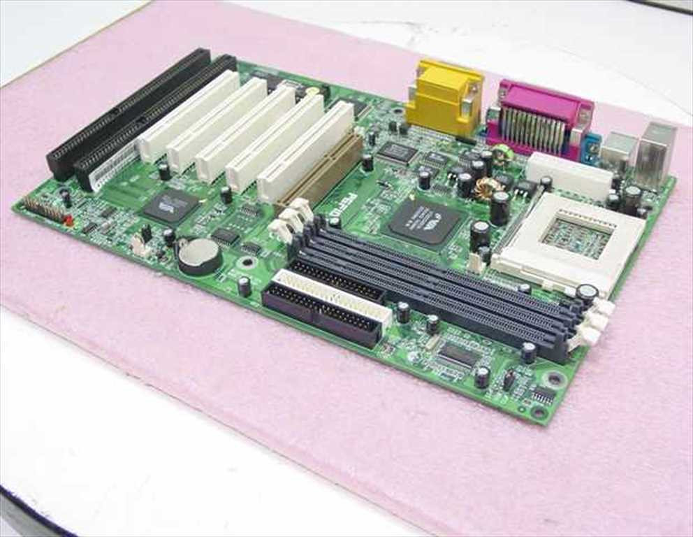Freetech P6F107 ATX Socket-370 Motherboard 2 ISA 5 PCI