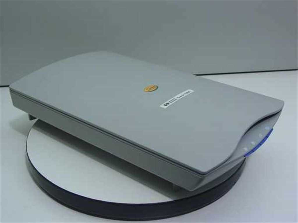 HP C7690A Scanjet 5300C Scanner