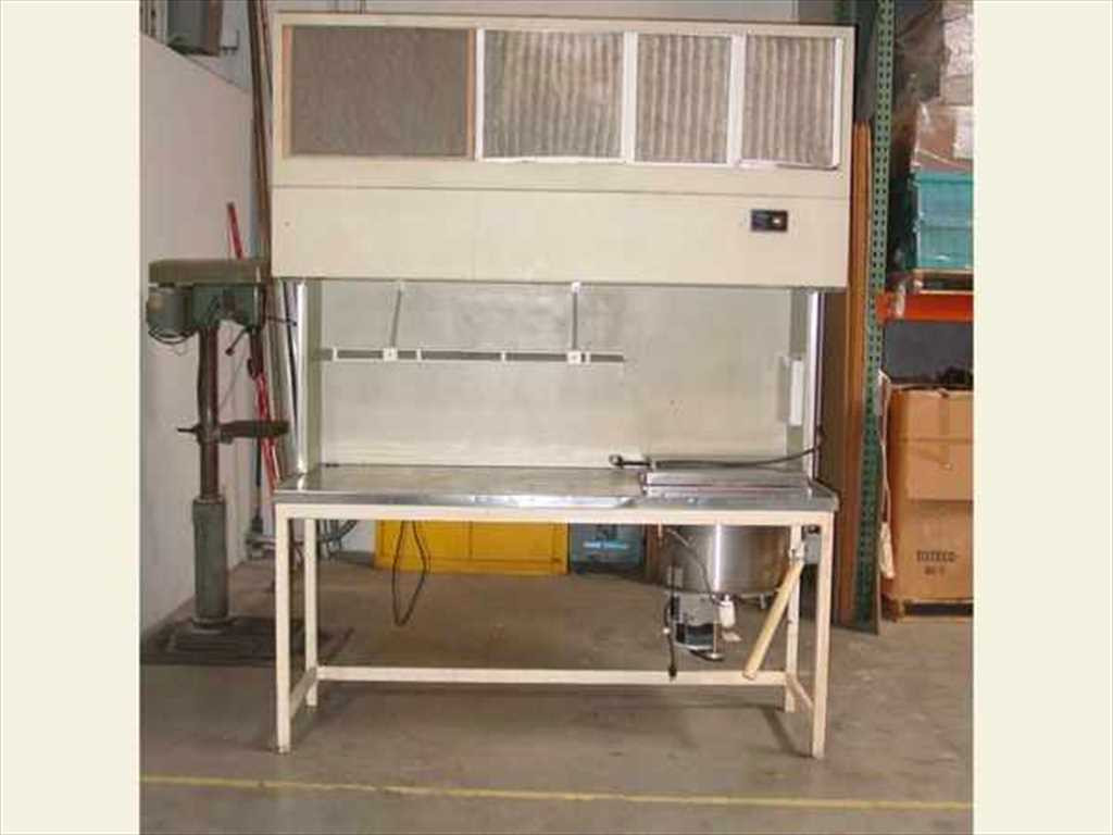 IAS Flow Hood 6' Laminar Flow Hood w/ Work Bench and Wafer Spin