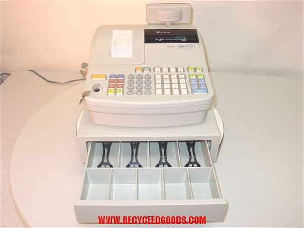 Royal Alpha 580 Cash Register w/Keys