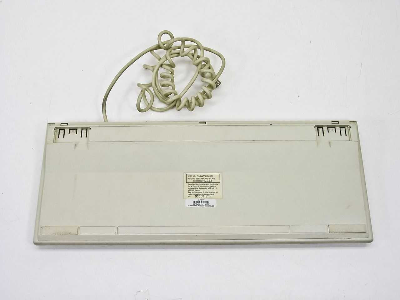 Focus Electronics FK-2001 AT Clicky Keyboard AT Plug FSQ4VYFK-2001