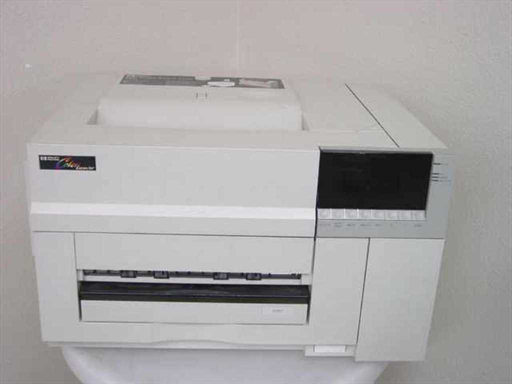 HP C3099A HP Color Laserjet 5 Color Printer