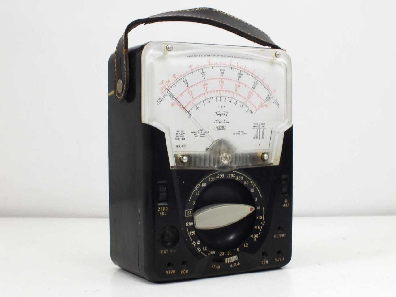 Triplett Model 631 Analog Vacuum Tube Voltmeter and VOM Volt Ohm ...