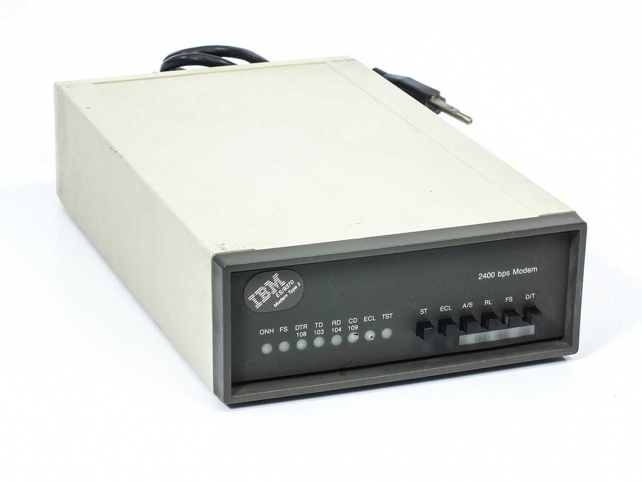 IBM 5853 ES/9370 External 2400 BPS Modem Type 2