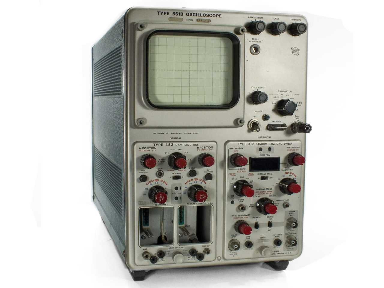 Tektronix 561B Oscilloscope Type 352 Sampling & 3T2 Random Sweep - As ...