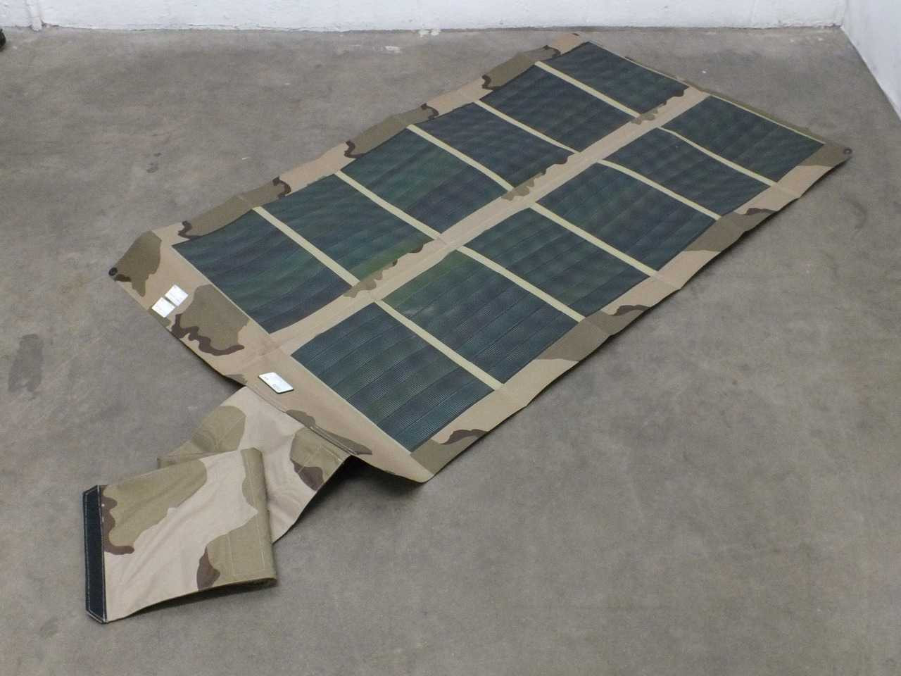 Global Solar 42W 24V Foldable CIGS Powerflex Military Desert Camo Solar ...