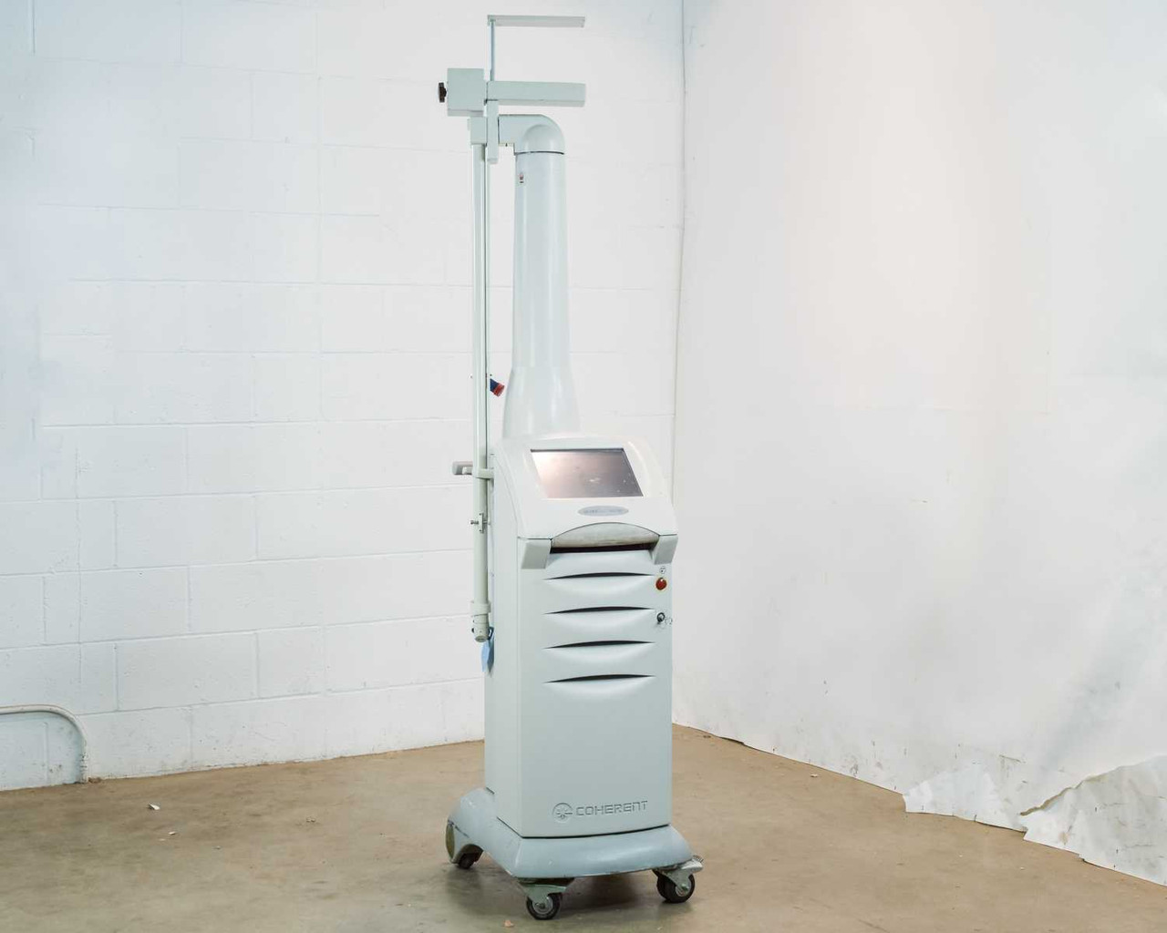 Lumenis Encore-OR Ultrapulse SurgiTouch CO2 Laser System w laser lens