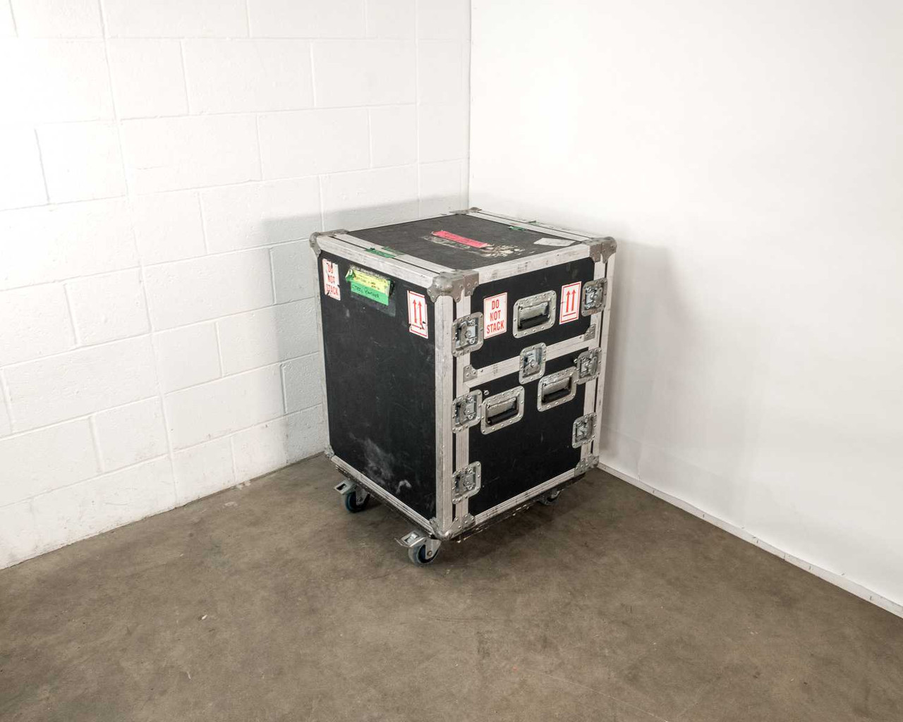 Kent Custom Cases 26w24.5d36h ATA Road Case 8U Rackmount w/ Castor ...