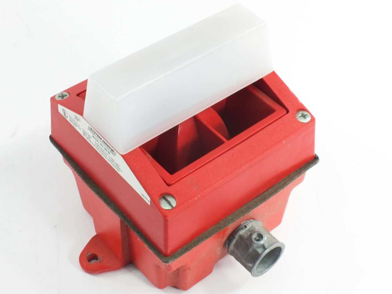 System Sensor SS-24 Wall-Mount Alarm Loudspeaker and Strobe 24 Volt DC