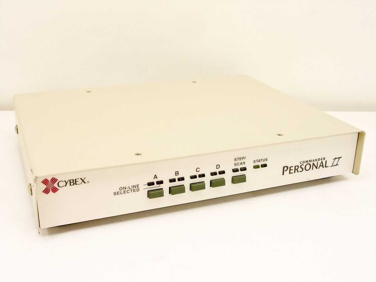 Cybex 520-161-002 Commander Personal II Switch Keyboard Mouse KVM