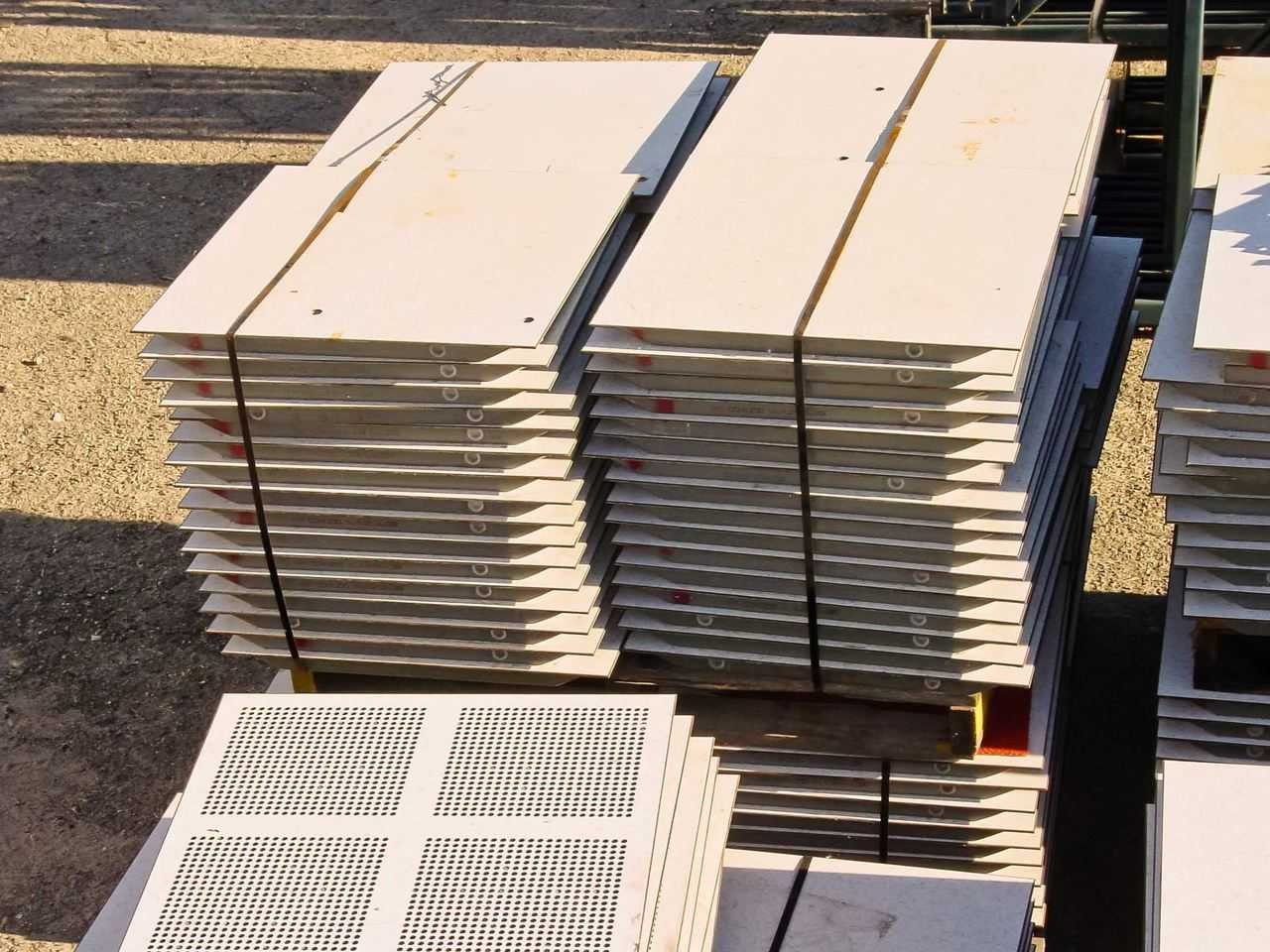 Tate CCN1250 24" Computer Room Concore Posilock Floor Tiles