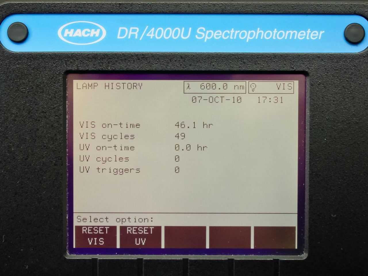 Hach DR/4000 Spectrophotometer
