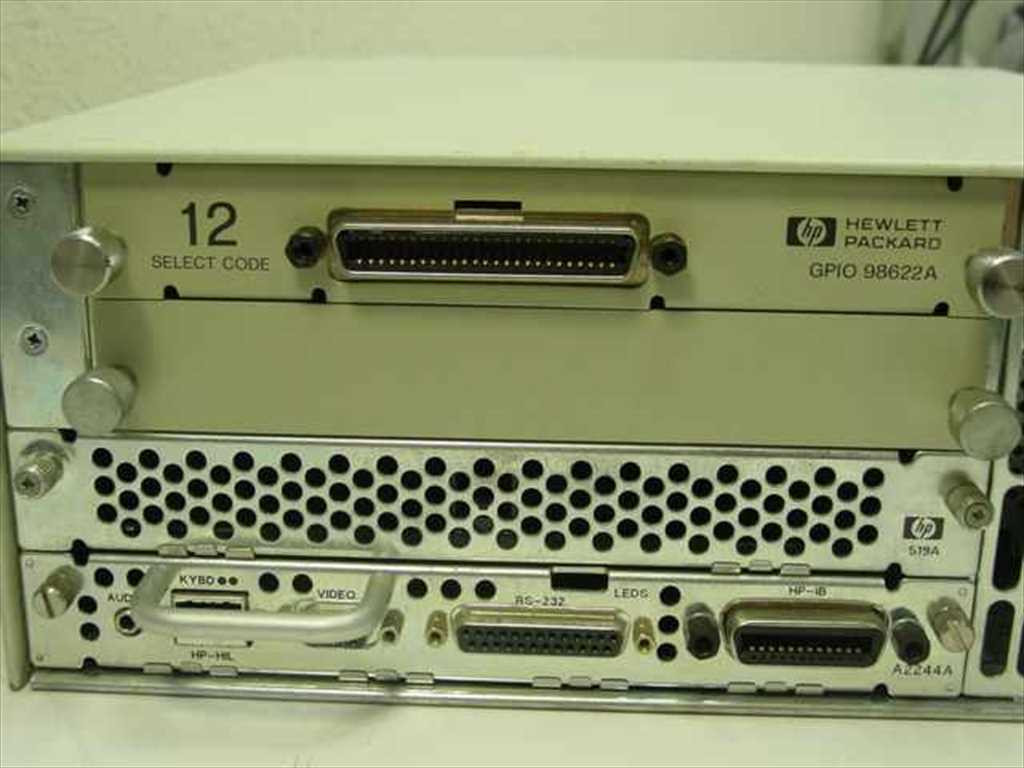 HP 300 Hewlett-Packard 9000 Series 300 Workstation