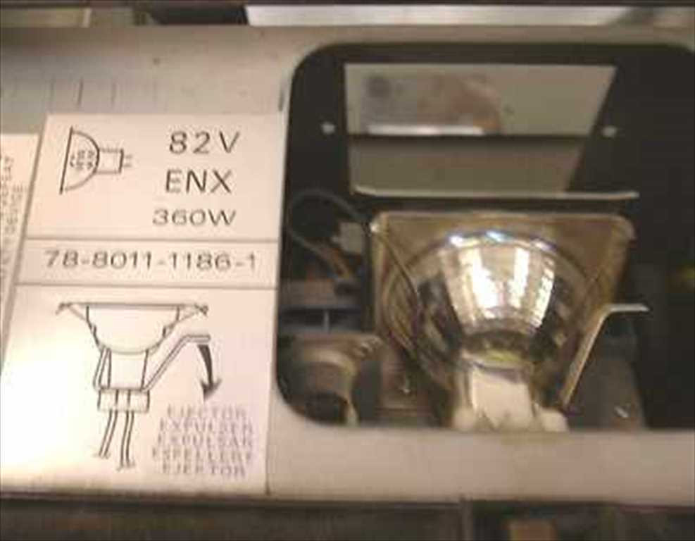 3M 213 Overhead School Classroom Projector