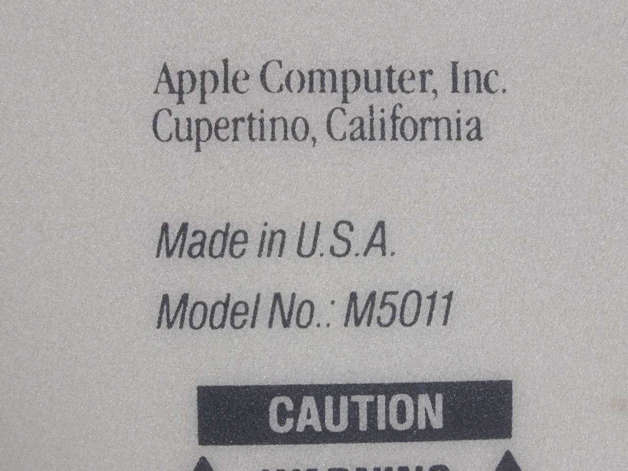 Apple Macintosh SE M5011 Vintage Desktop Computer