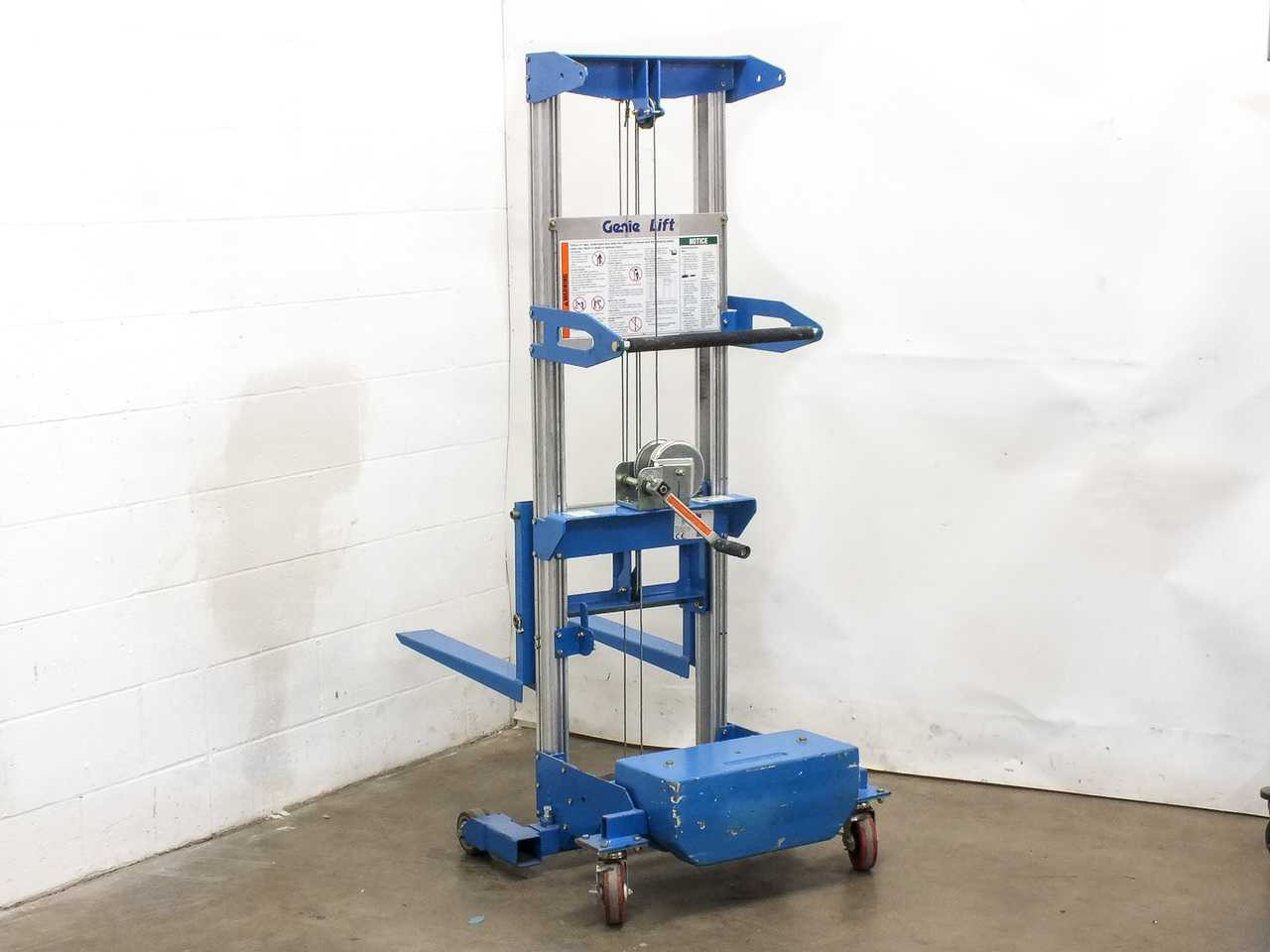 Genie Lift GL-8 Material Lifter 400 LBS Hand Crank Straddle with ...